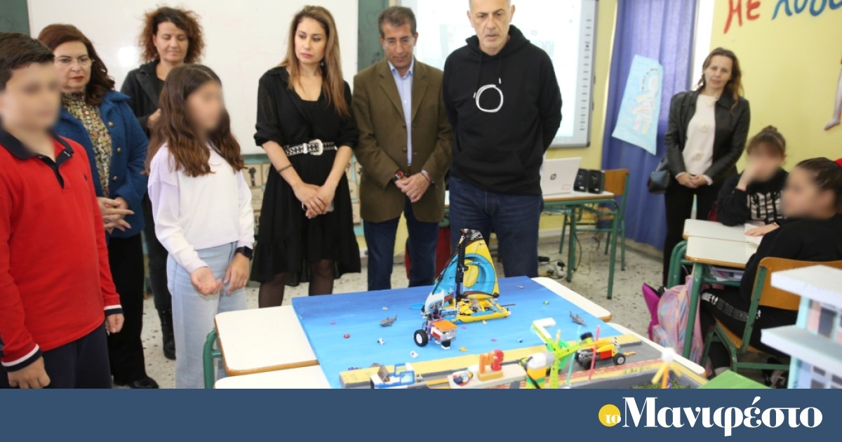 Ο Δήμαρχος Πειραιά Γιάννης Μώραλης σε σχολεία της πόλης