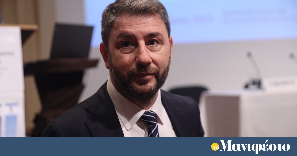 Αλέξανδρος Παπασταθόπουλος: Ανδρουλάκης και κορδόνια