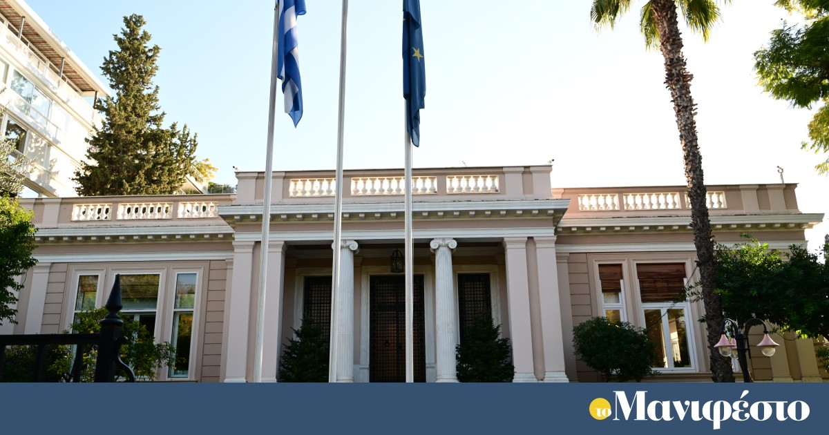 Το ΠΑΣΟΚ αναμασά fake news και αποφεύγει τις θεσμικές τοποθετήσεις