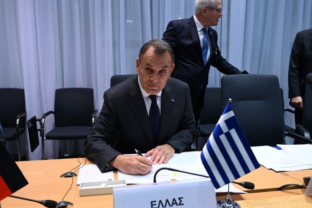 Παναγιωτόπουλος: Η προμήθεια στρατιωτικού υλικού δεν θα πρέπει να ...